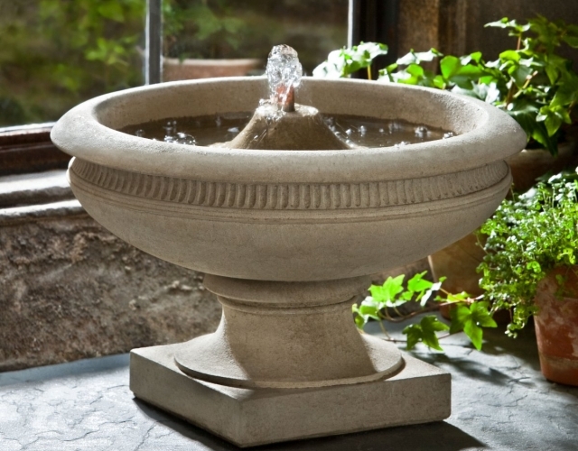 Garten-Brunnen aus Stein - 30 Ideen für dekorative Zierbrunnen