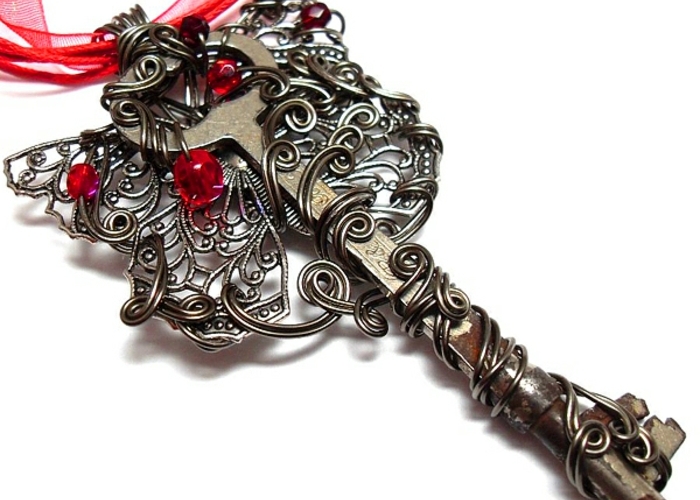 Vintage Schmuck voller Fantasie - Romantik pur!