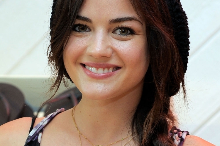 Frisuren für Mützen - 25 Ideen für schöne Haarstylings