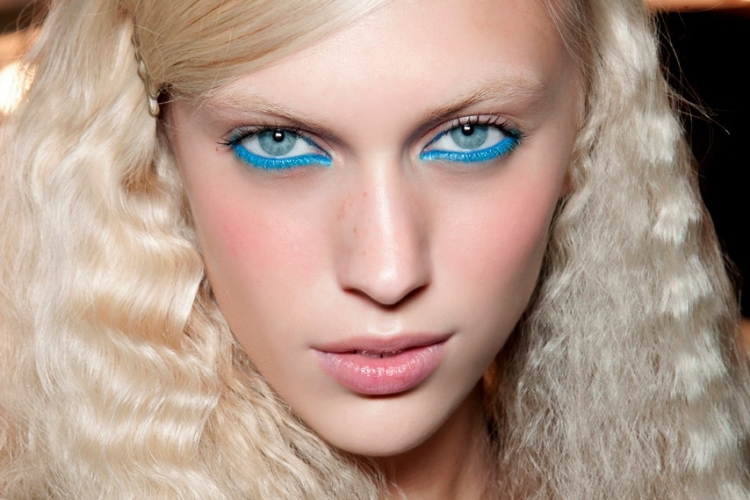 80er Frisuren für Frauen selber machen - 55 Ideen für 80er Jahre Party