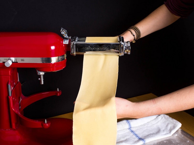 Ravioli selber machen: Ideen & Rezepte für Teig, Füllung und Soße