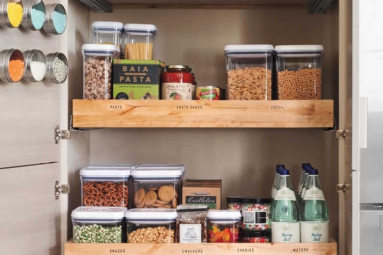 Küche organisieren und richtig einräumen - Hilfreiche Tipps und Tricks