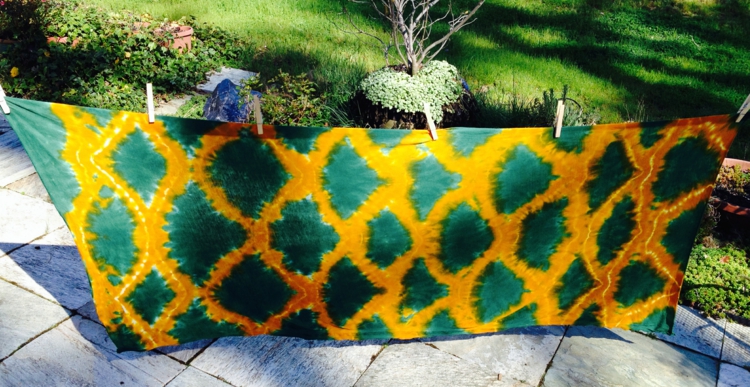 Batik Techniken zum Färben von Stoffen – DIY Ideen und Anleitungen ...