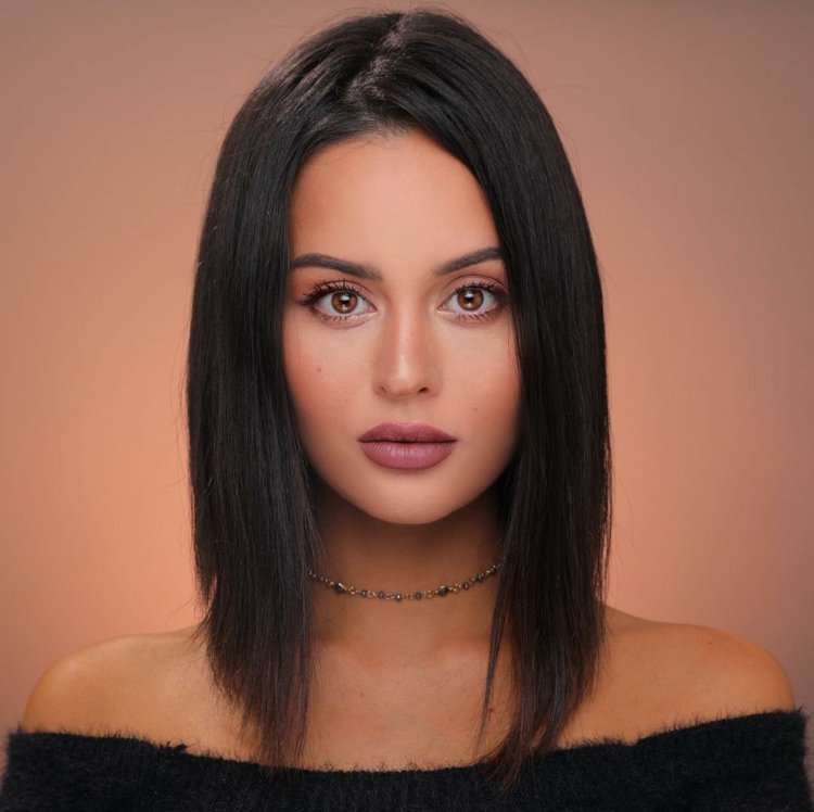 Natürliches Make Up betont Ihre Schönheit und lässt Ihr Gesicht strahlen!