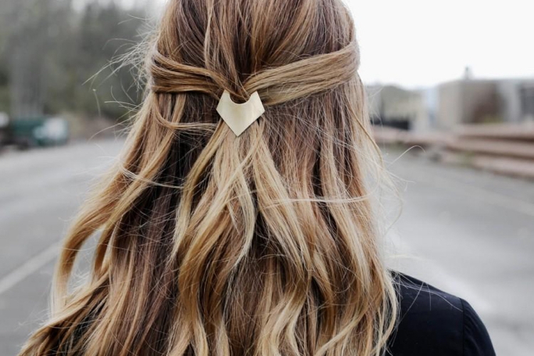 Diese 6 Haarschmuck Trends 2018 müssen Sie jetzt ausprobieren!