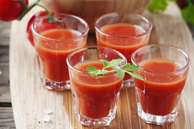 So können Sie den perfekten, würzigen Bloody Mary Cocktail zubereiten!