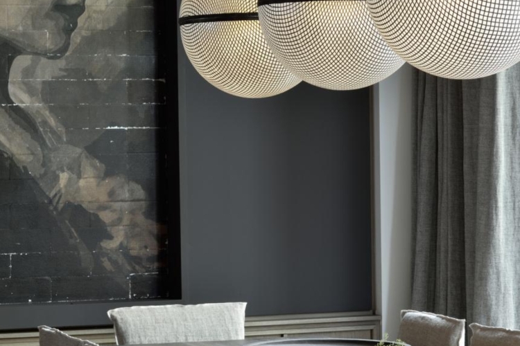 Raumgestaltung in Anthrazit Farbe - ein Projekt für Hausumbau