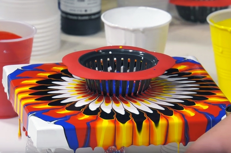 Acryl gießen lassen - Formen mit Actrylmalerei Fließtechnik Zellen