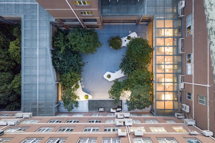 Innenhof gestalten: Ein funktionaler und umweltfreundlicher Außenbereich