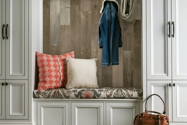 Laminat an Wand kleben - Praktische Tipps zur stilvollen Wandverkleidung