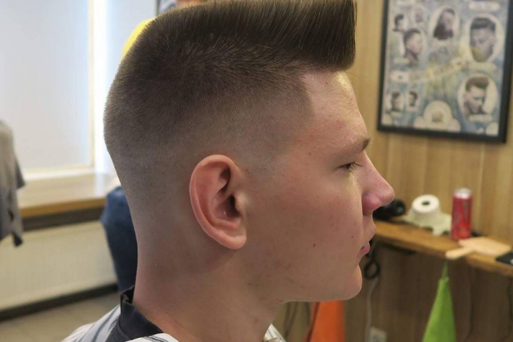 Boxerschnitt mit Übergang - Der Klassiker liegt wieder im Trend für Herren