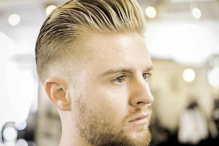 Rockabilly Frisur für den Mann mit Rocker Stil und klassische Haarmode