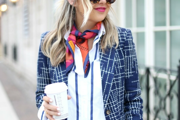 Halstuch binden: So wunderschön können Sie die Accessoires stylen!