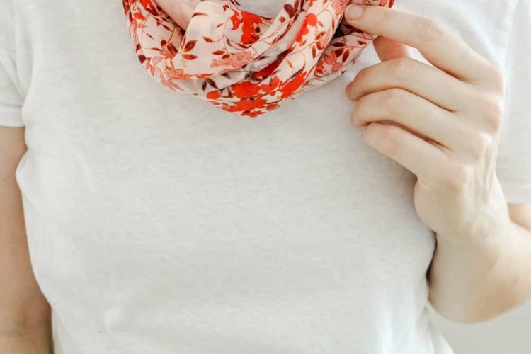 Halstuch binden: So wunderschön können Sie die Accessoires stylen!