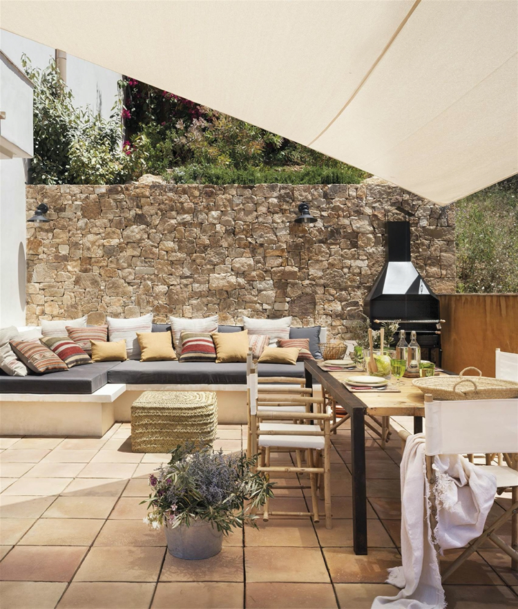 Große Terrasse gemütlich gestalten - Tipps und Beispiele