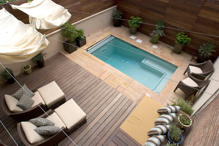 Mini Pool Garten - Stilvolle und platzsparende Gartengestaltung