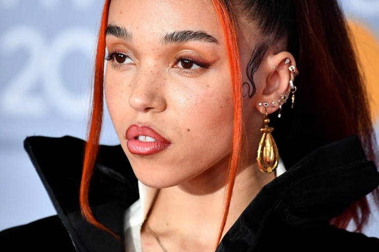 Rogue Hair: Der 90er Jahre Haartrend, den Sie kennen sollten