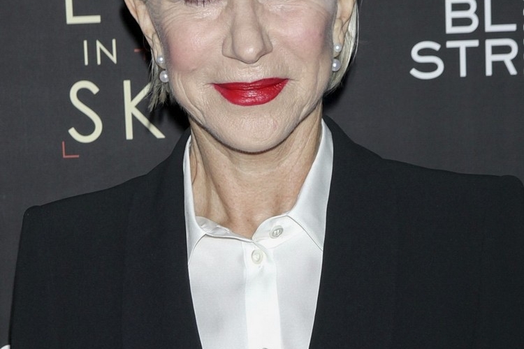 Helen Mirren Frisuren: 20+ der schönsten Looks des Stars!