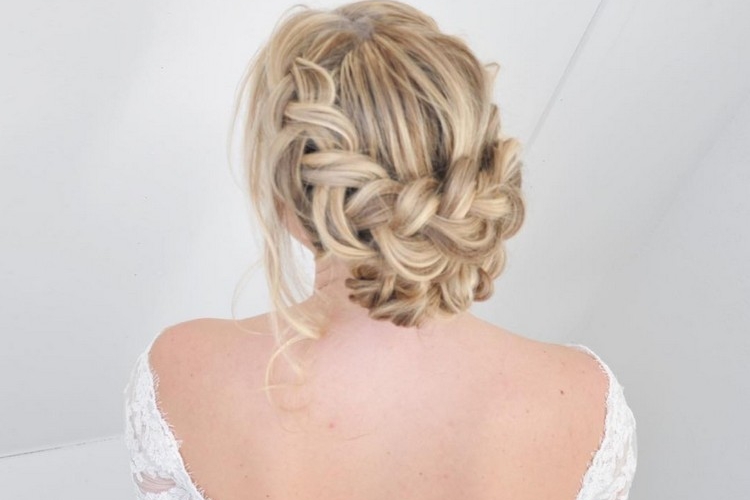 Hochzeitsfrisur Dutt: 40 Styling-Ideen für Ihre Brautfrisur!